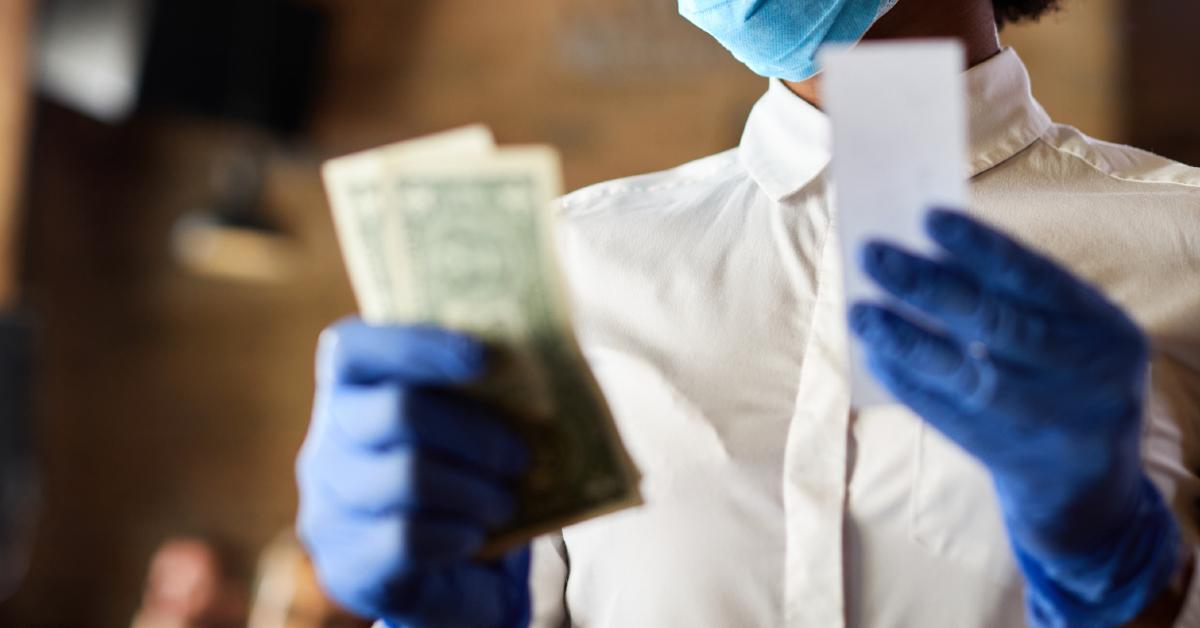 Restaurant Server Shows How Much She Makes on a Slow Night
