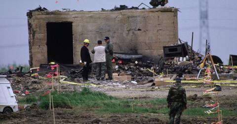 What Happened to the FBI Agents From Waco 17 Years After the Operation