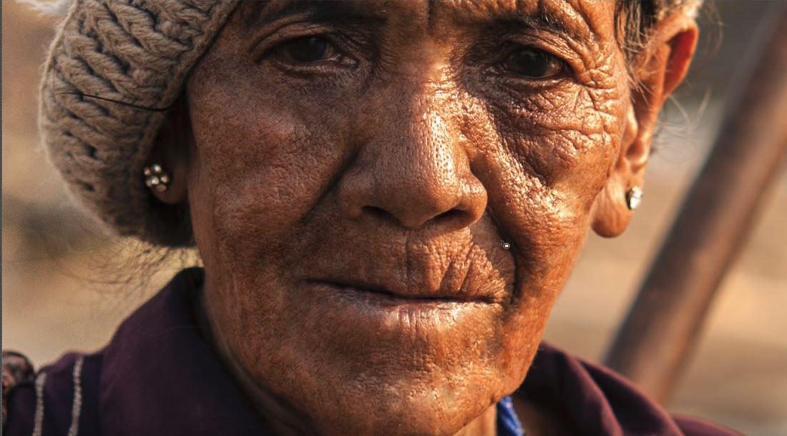 Photoshop Surgeon Shows What Older People Looked like in Their Youth