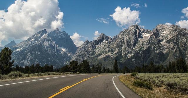 26 Gorgeous Highway Photos That'll Make You Want a Road Trip ASAP