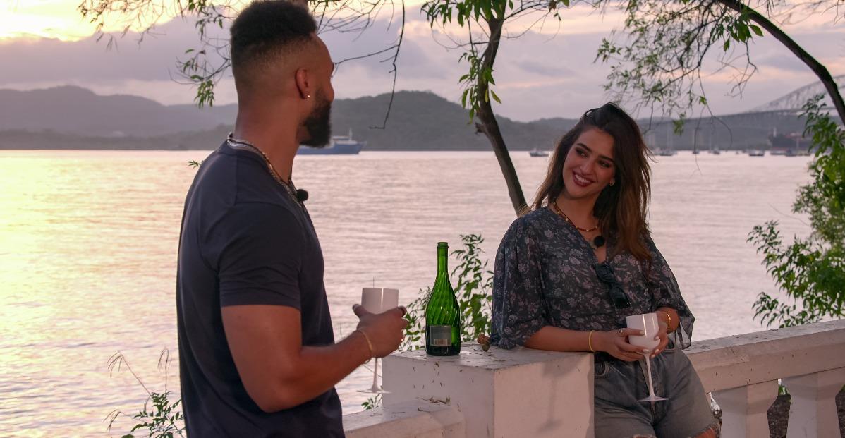 'Perfect Match's White Wine Glasses May Feel Familiar