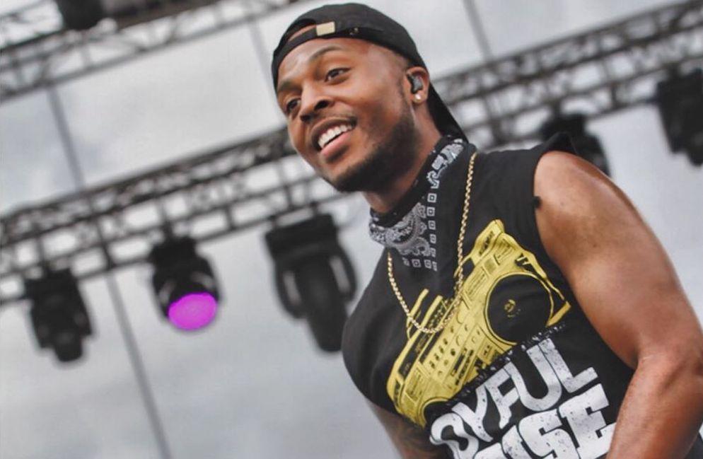 Katy Perry's "Dark Hose" vs. Christian Rapper Flame's "Joyful Noise"