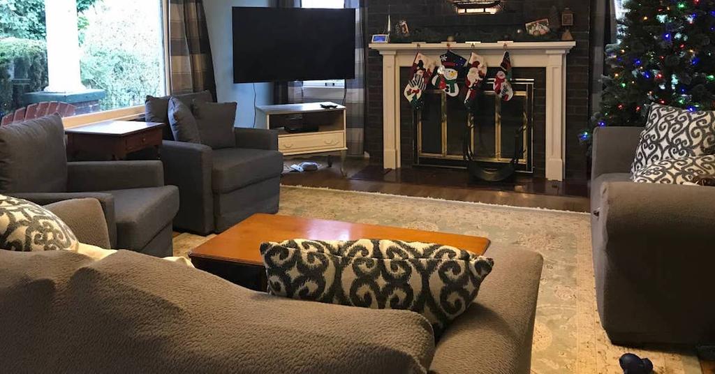 The House From 'Twilight' Is Available on Airbnb, So Book It ASAP