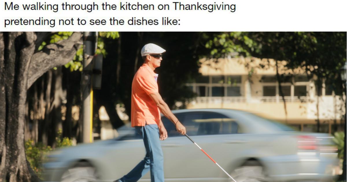 31 Thanksgiving Memes To Read While You Ignore Your Family At Dinner