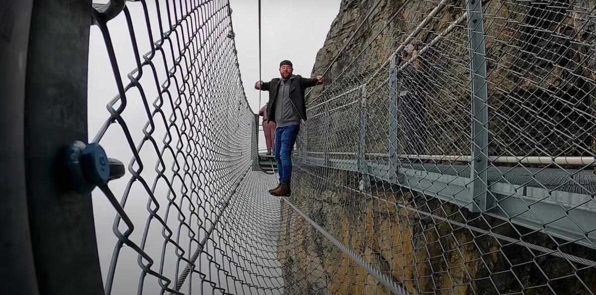 Hunter Admits Fear of Heights on My Big Fat Fabulous Life (EXCLUSIVE CLIP)