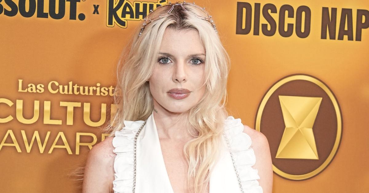 Julia Fox's Dating History: From Kanye West to Peter Artemiev