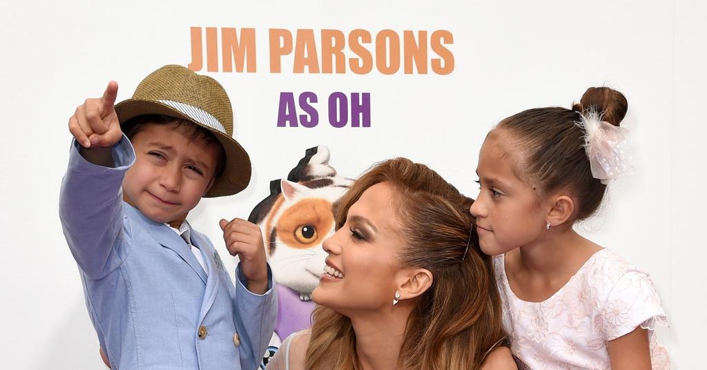 Marc Anthony Has 7 Kids and 4 Baby Mamas! Let's Meet Them All