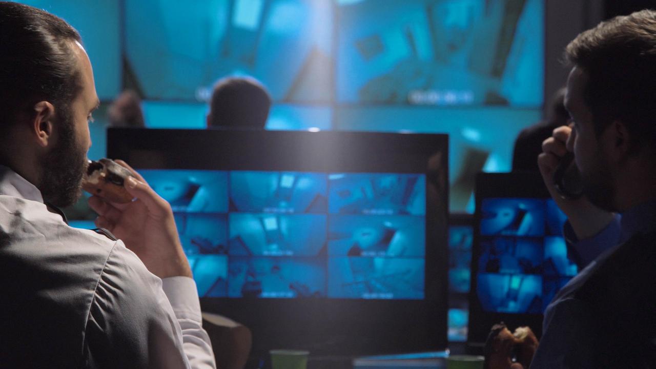 17 Workplace Secrets Your Coworkers Aren't Talking About