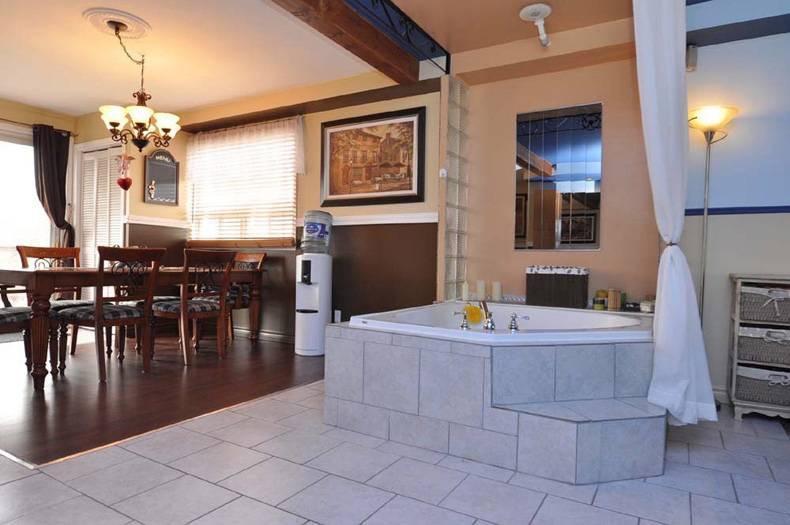 Terrible Bathroom Designs That Should Have Never Been Constructed