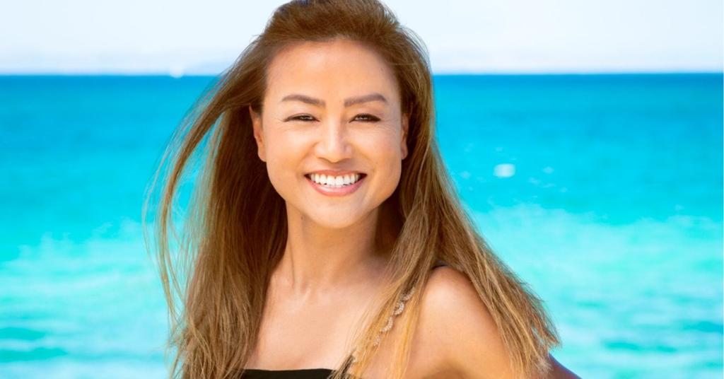 'MILF Manor's Cast Is Full of Moms Looking for Love ... With Each Other ...