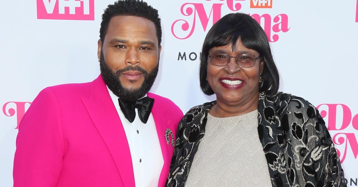 'To Tell the Truth' Host Anthony Anderson Says Mom "Put Her Dreams on Hold"