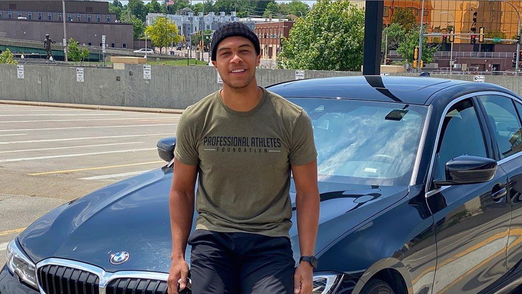 Is Dale Moss Related to Randy Moss? He’s a Former NFL Player