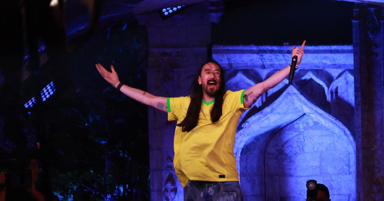 What Happened to the Tomorrowland Stage?