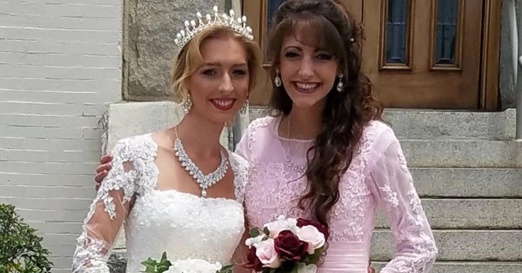 Hosanna Plath Wedding: Details on Husband, Marriage and More