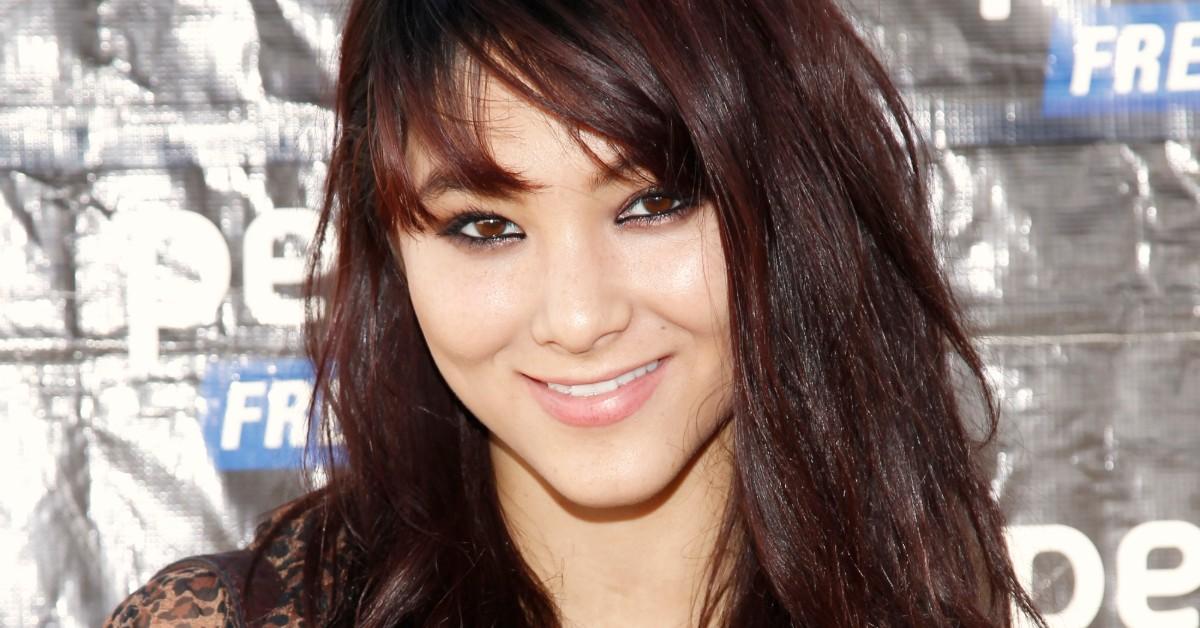 When Will Casey and Izzie, 'Atypical's' Promising Duo Get Together?