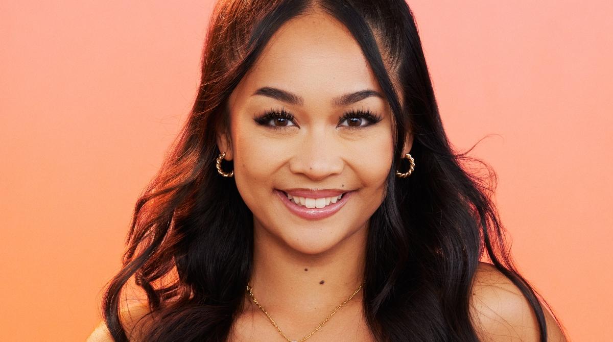 Who Gets Joey's First Impression Rose on the Bachelor? (SPOILERS)