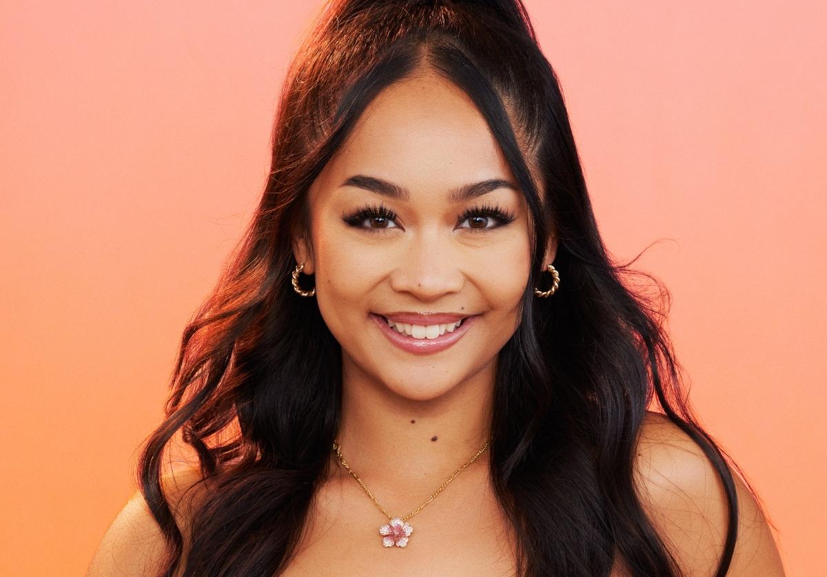 Who Gets Joey's First Impression Rose on the Bachelor? (SPOILERS)