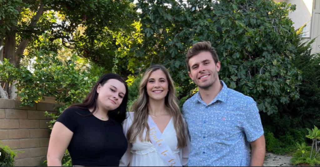 Zach Shallcross's Siblings: Meet the Bachelor's Sisters