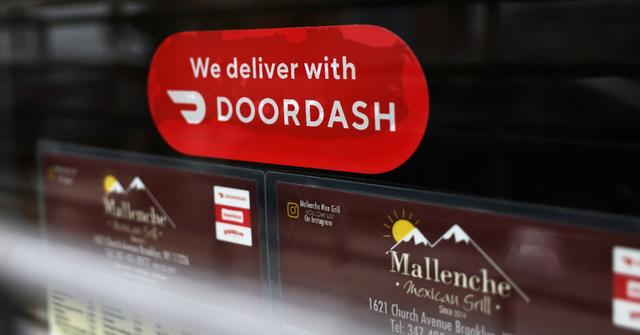 Manager Stands up for Employee, Refuses Rude Door Dash Order