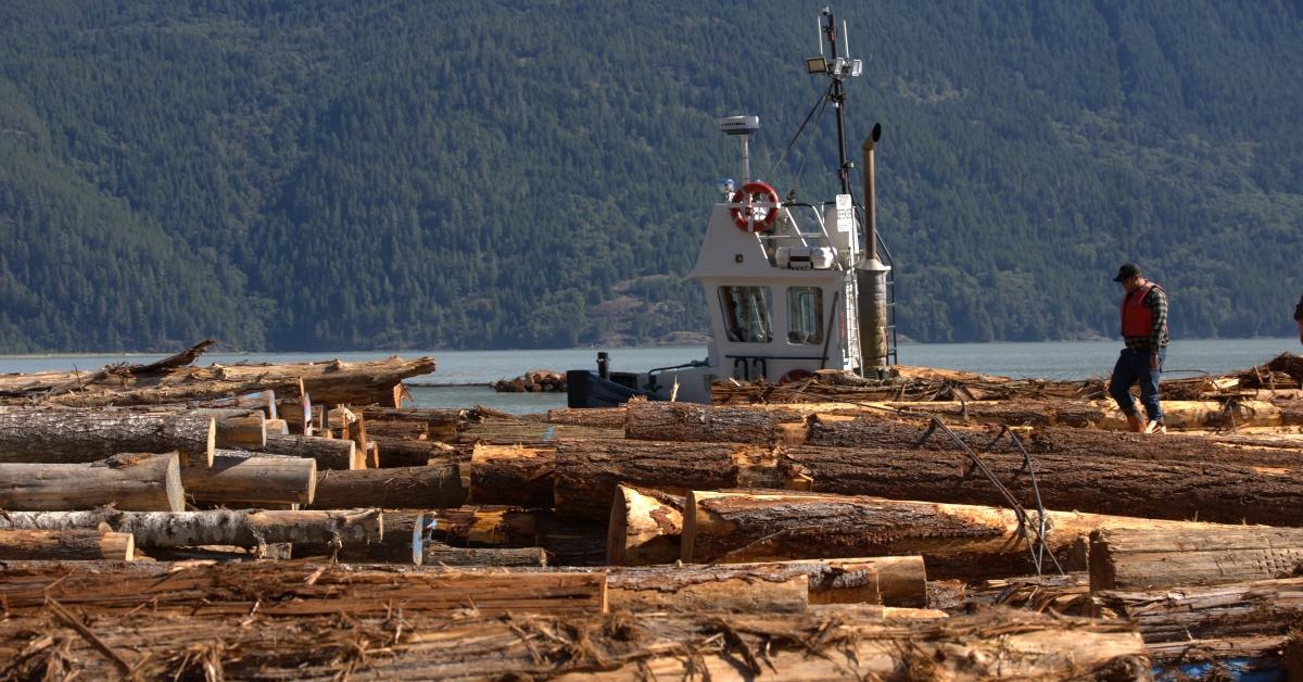 The Last Woodsmen's Float Camp Is a Necessity (EXCLUSIVE CLIP)