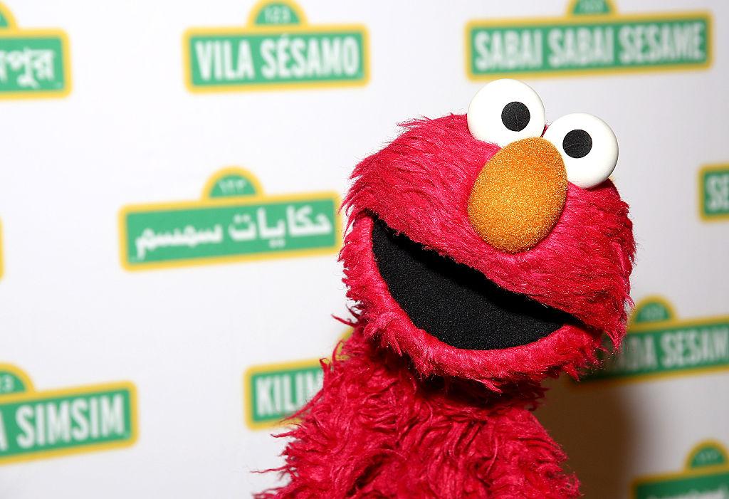 Why Does Elmo Hate Rocco so Much? Elmo's Feud With Zoe's Rock Friend ...