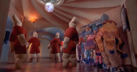 15 Non-Horror Movies That Have Seriously Spine-Tingling Moments