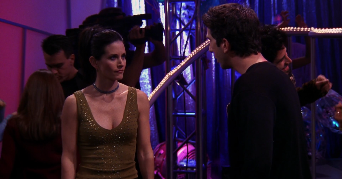 A Breakdown of How to Do Monica and Ross' Epic NYE 'Friends' Dance