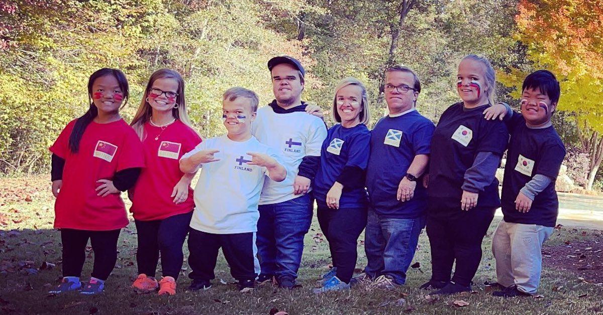 How Tall Are the '7 Little Johnstons' Family Members? Learn Here