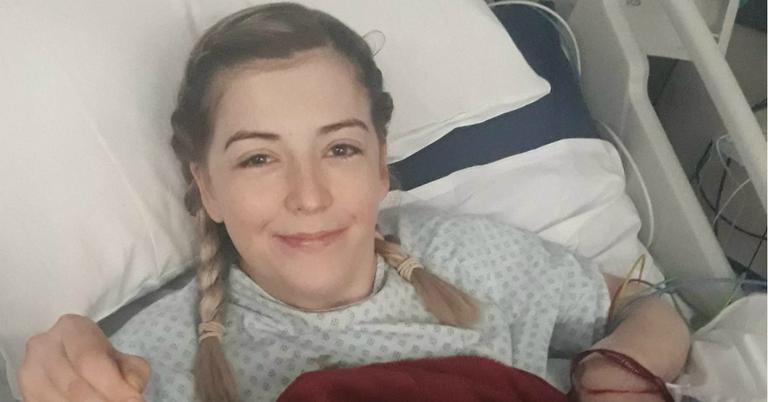 Woman Paralyzes Herself After a Lifetime of Cracking Her Neck