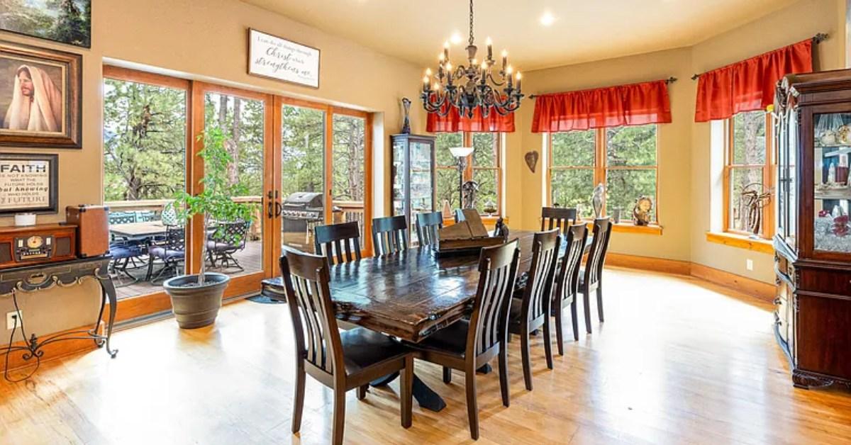 Inside Sister Wives's Robyn and Kody's $1.6M Home — For Sale