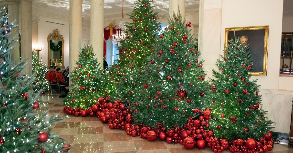 Why are Red and Green Christmas Colors?