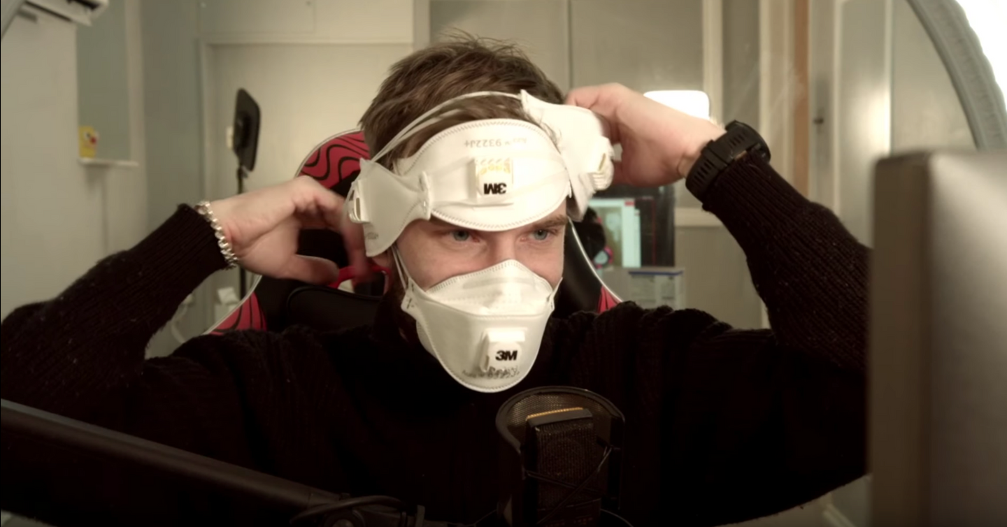 PewDiePie Makes His Return to YouTube With the Same Tasteless Jokes PewDiePie Makes His Return to YouTube With the Same Tasteless Jokes