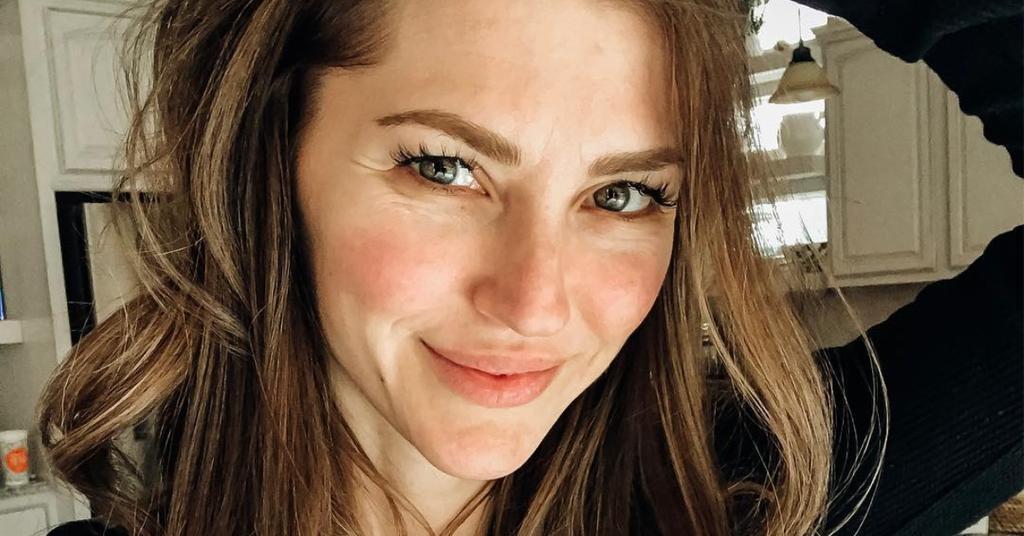 Where Is AshLee Frazier Today? The Former ‘Bachelor’ Contestant Is Busy!