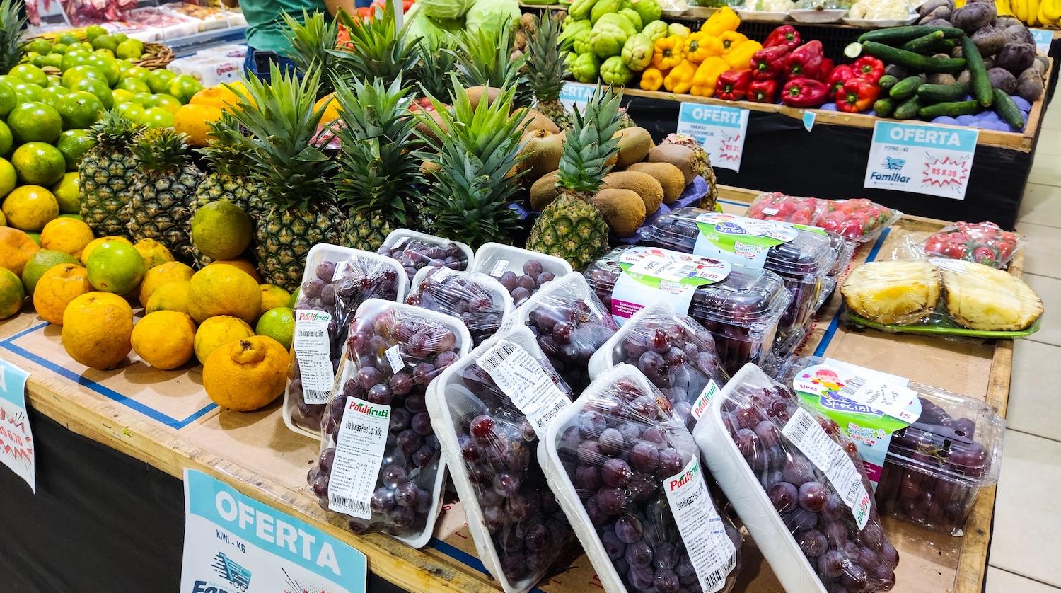 Grocery Store Seemingly Seals Grape Bags to Prevent Theft