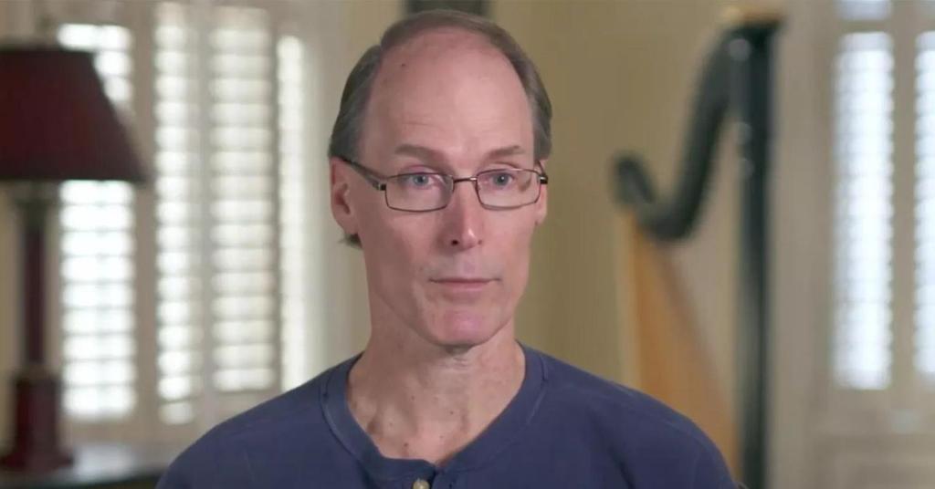 Is 'Welcome to Plathville's Barry Plath Dating?