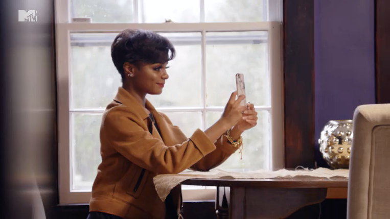 See MTV 'True Life/Now's Snapchat-Obsessed Javonda Hughes Today