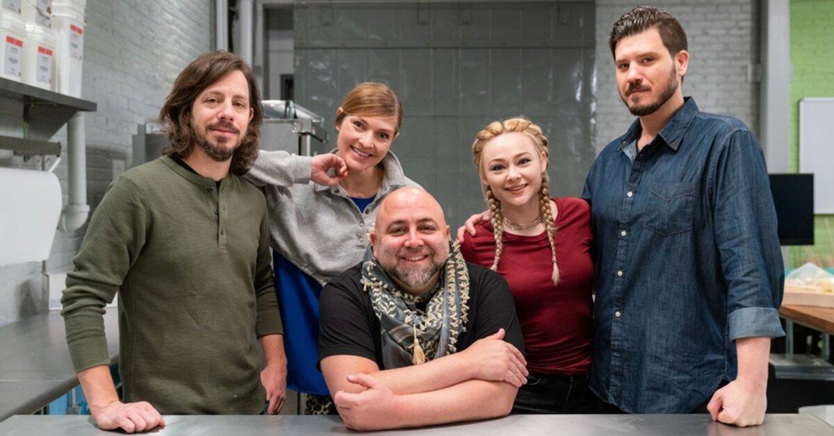 Why Is Duff Goldman Wearing a Scarf on 'Buddy vs. Duff'? The Mystery Is ...