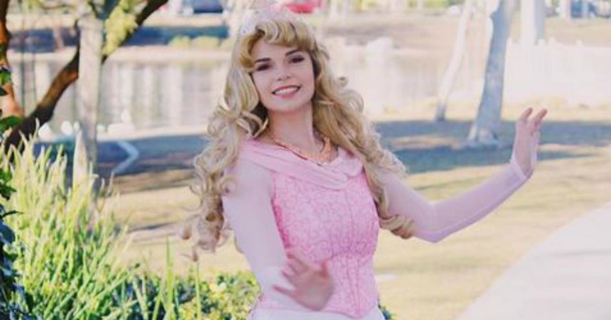Family Hiring Part-Time "Disney Princess Nanny" to Dress up Every Day ...