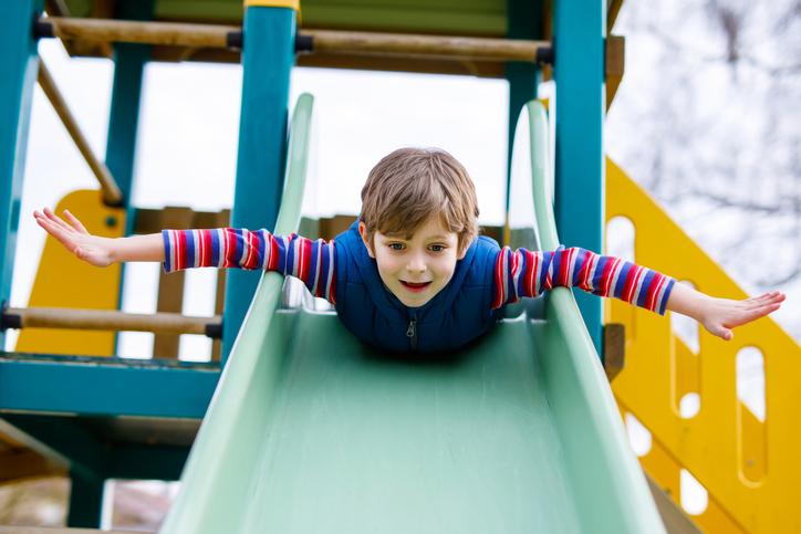 Mom Shares Photo That Proves Why You Should Never Go Down Slide With ...