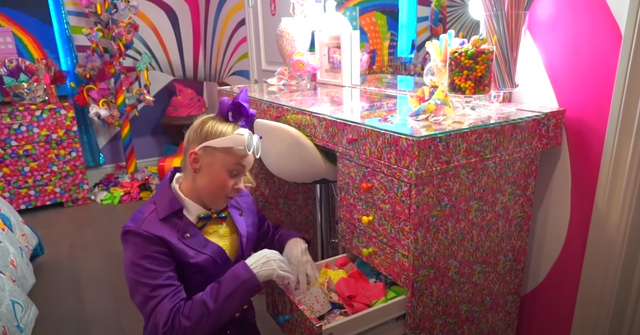 JoJo Siwa's House Is a Teen's Dream Come True but Where Is It Located?