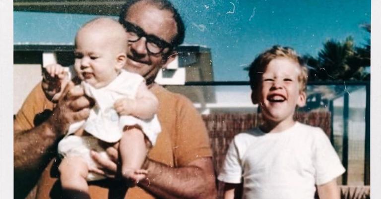Ed Asner's Family — Four Children and Several Grandchildren