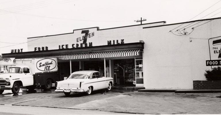 Why Is the N in 7-Eleven Lowercase? Here's the Scoop!