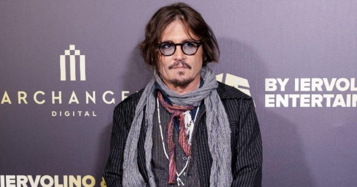 Is Johnny Depp Right or Left-Handed?