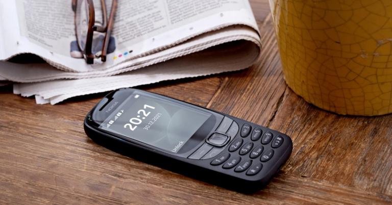 Nokia Has Re-Released the 'Brick' Phone, Here's Where You Can Buy It