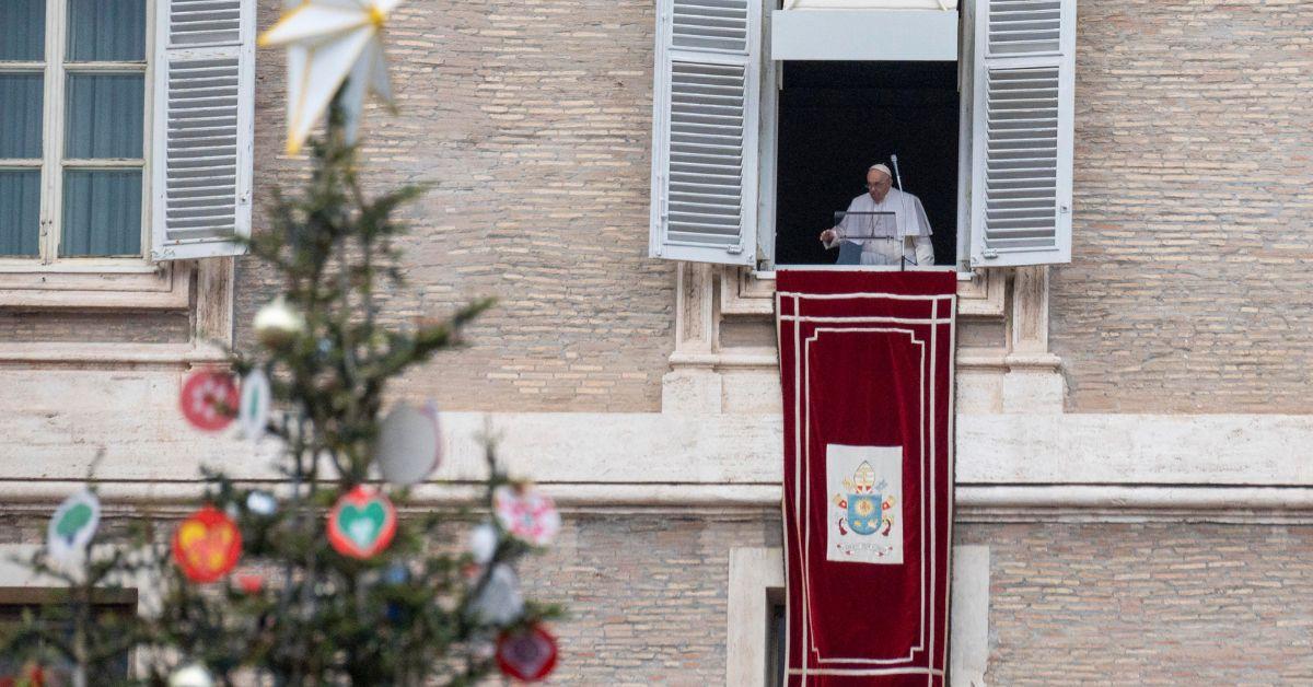 Why Do They Seal the Pope's Room? Inside the Tradition