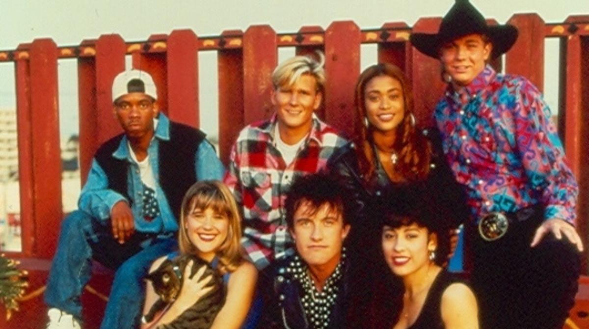 'The Real World Homecoming: Los Angeles' Tackles the Infamous Blanket ...