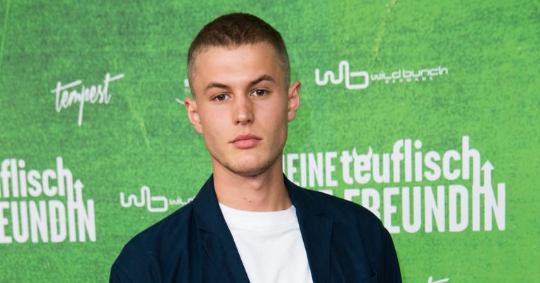 Meet 'We Are the Wave's' Ludwig Simon, an Actor About to Make Waves