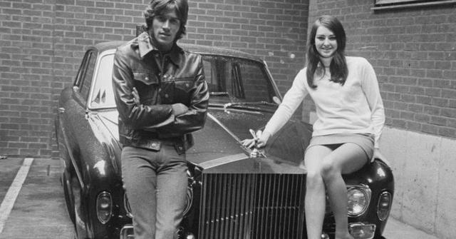 The Bee Gees Wives: Who Were the Superstars Married To? Find Out!