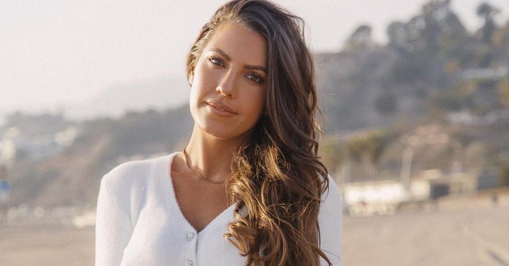 Is Victoria From 'The Bachelor' an Actress? Fans Think She Was Planted