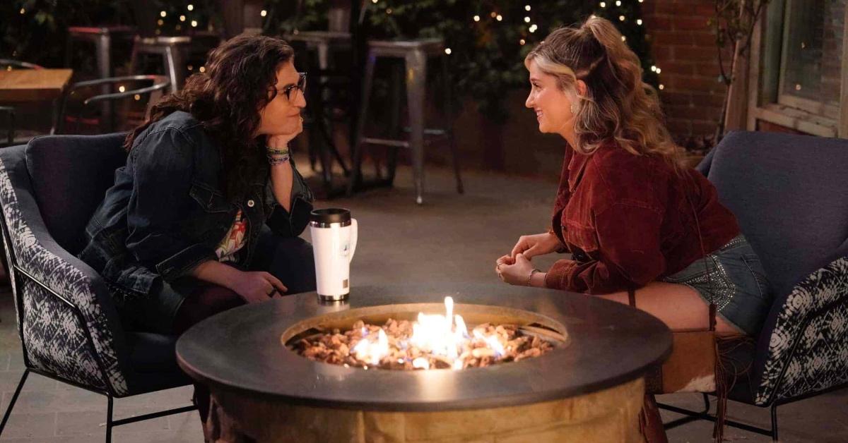 Kat and Max Try to Navigate Their Messy Breakup in 'Call Me Kat' (EXCLUSIVE CLIP)